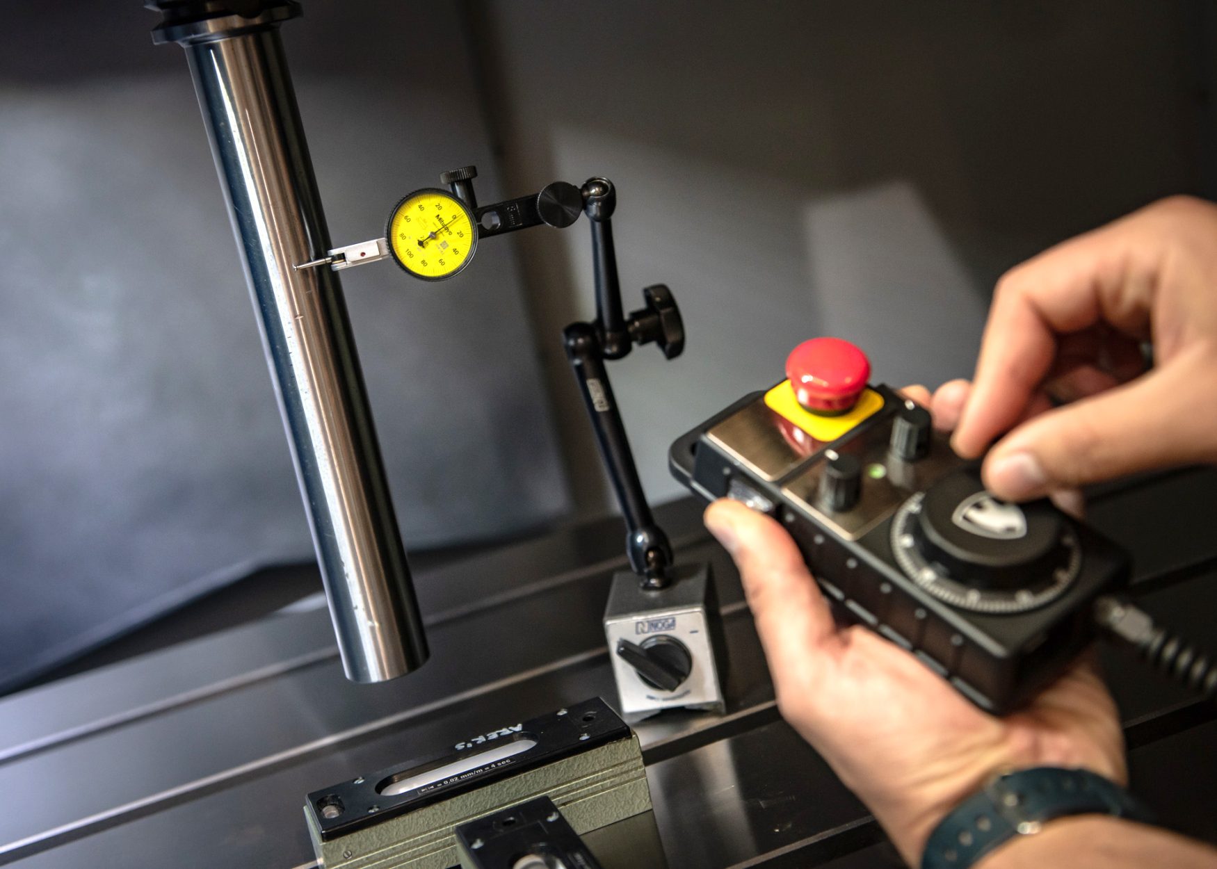 Our Services & Support - Customer Service - Mills CNC